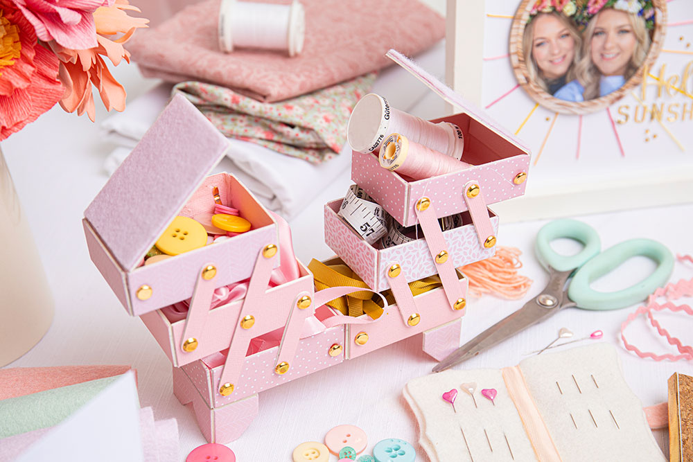 Sizzix ScoreBoards XL Die - Box, Cantilever Sewing Box by Eileen Hull ...