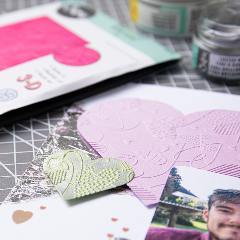 Sizzix 3-D Textured Impressions Embossing Folder - Mark Making Hearts ...