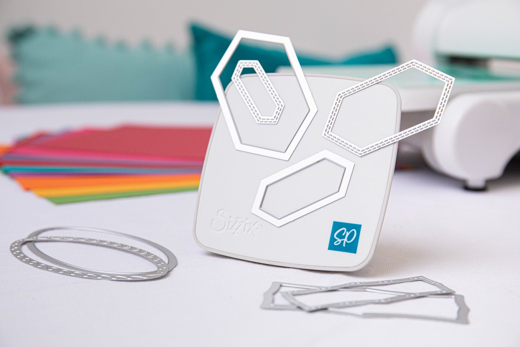 Sizzix Making Tool - Gotcha, Magnetic Craft Stand – Sizzix.com